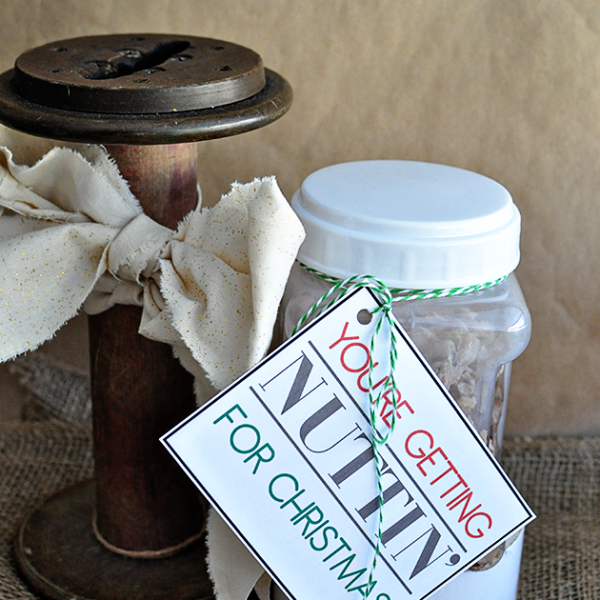 Christmas Gift Ideas: Sugar & Spiced Nuts with Tag