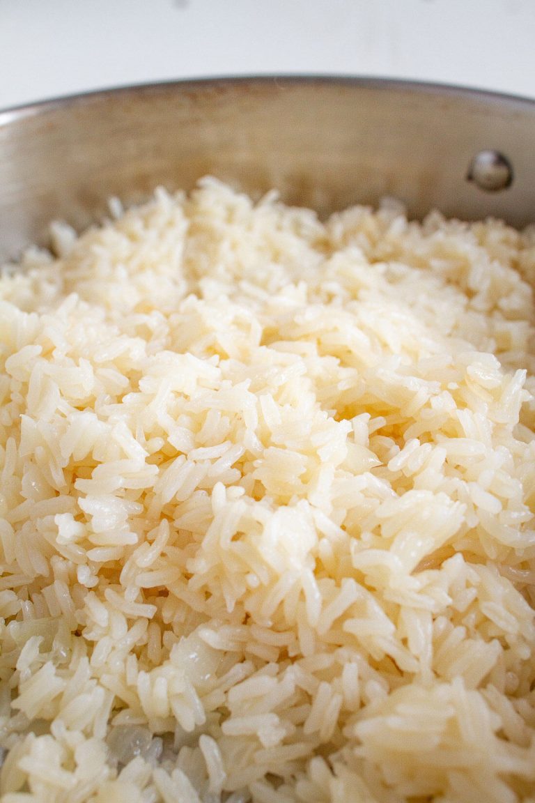 Easy + Flavorful White Rice Recipe from 30daysblog