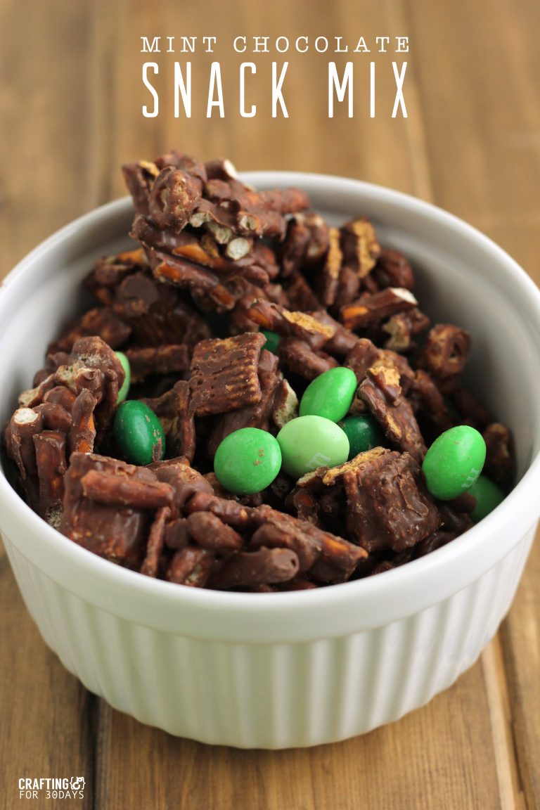 Mint Chocolate Snack Mix