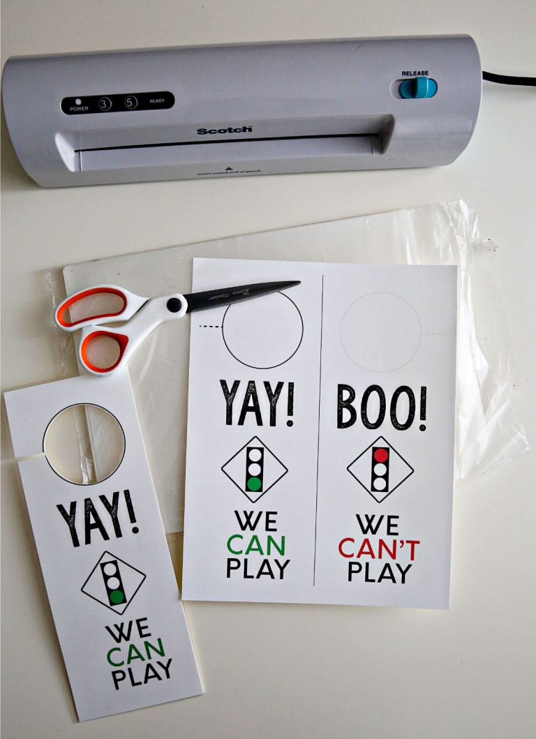 Printable Kids Play Door Hanger
